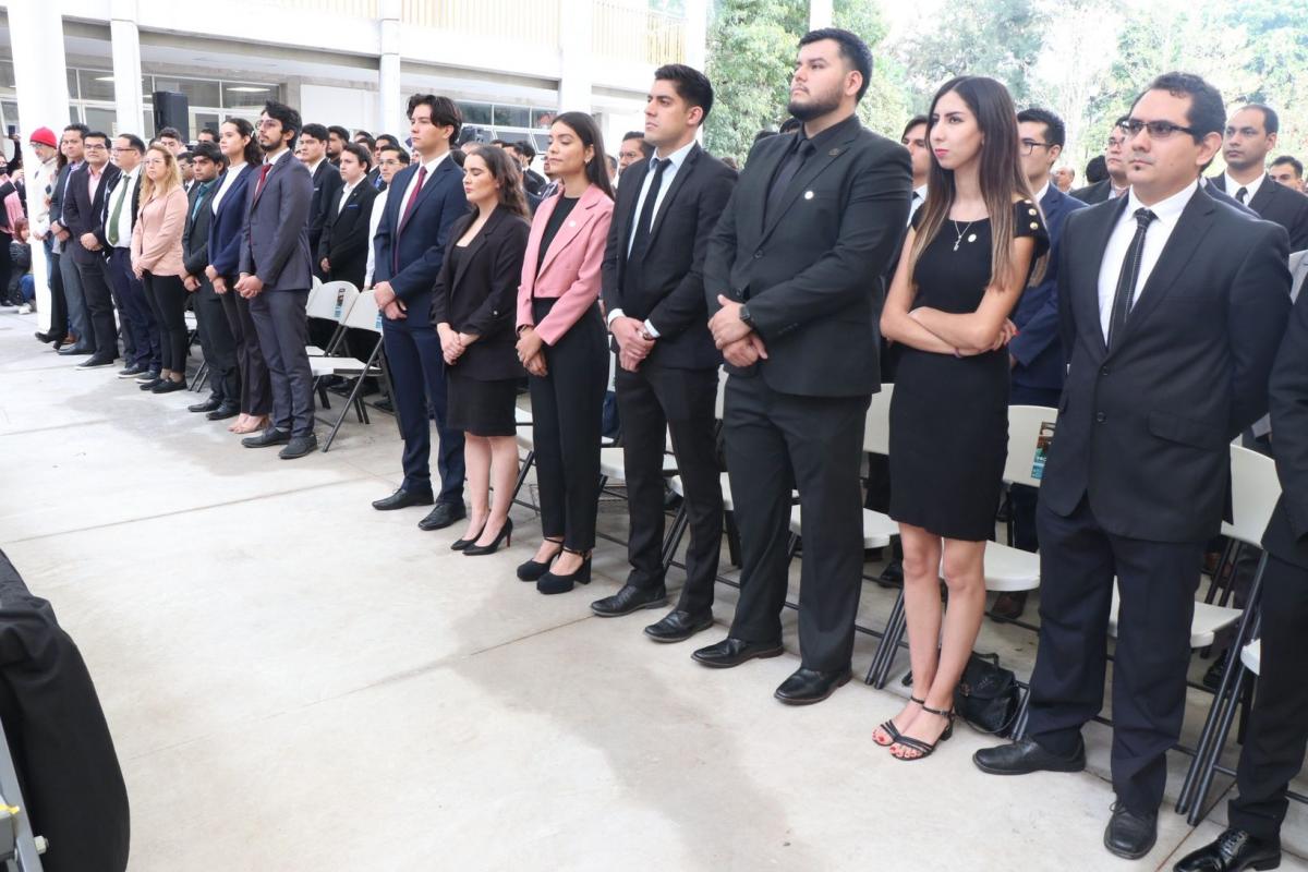 Ceremonia de Titulación Masiva DIVTIC | Centro Universitario de ...