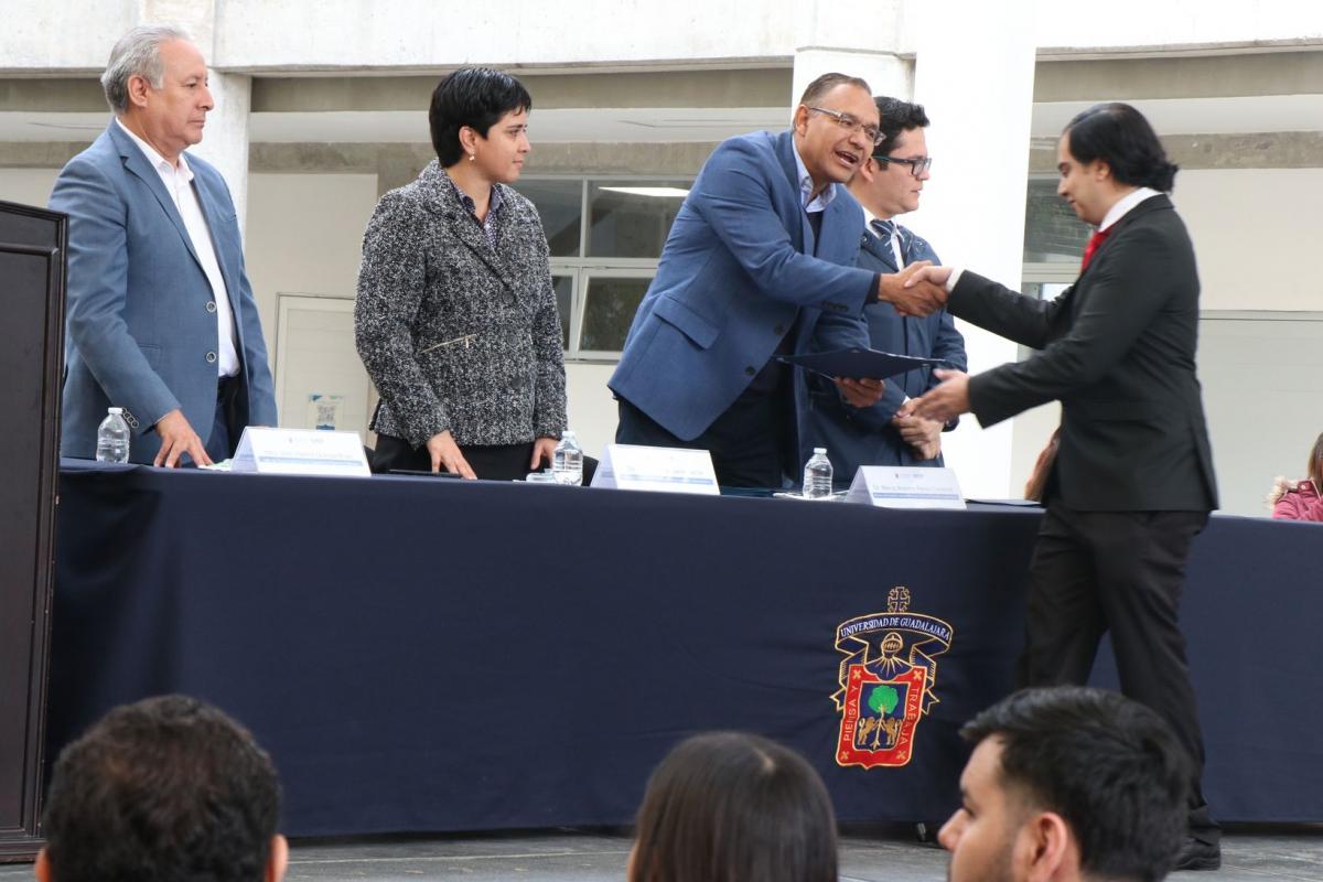 Ceremonia de Titulación Masiva DIVTIC | Centro Universitario de ...
