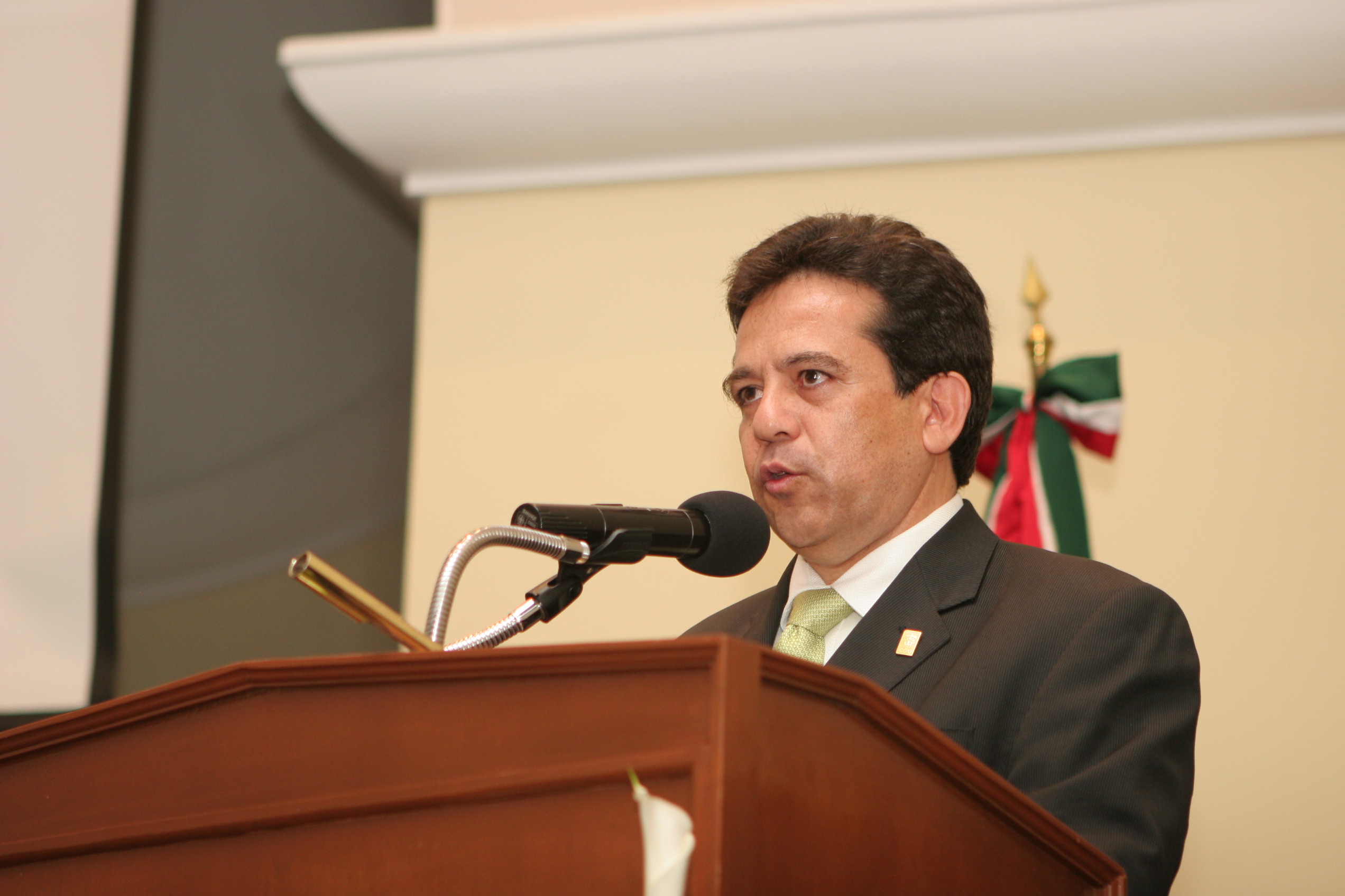 Toma de protesta Dr. Cesar Octavio Monzón 2013 2016 | Centro ...